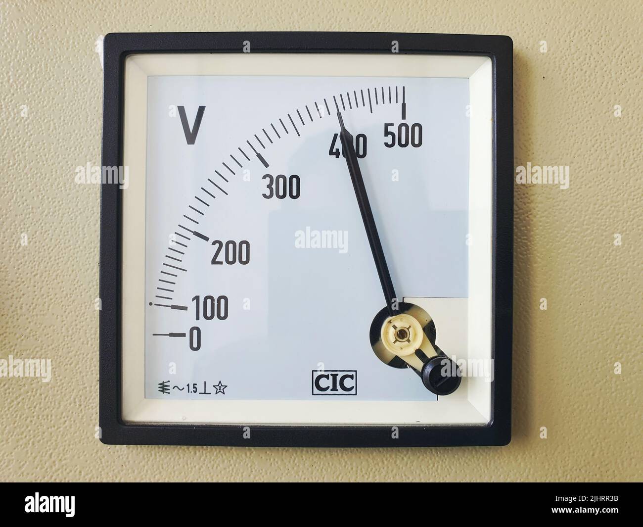 Meter voltmeter -Fotos und -Bildmaterial in hoher Auflösung – Alamy