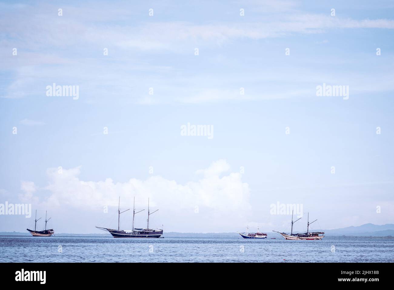 Fischer und holzschiffe -Fotos und -Bildmaterial in hoher Auflösung – Alamy