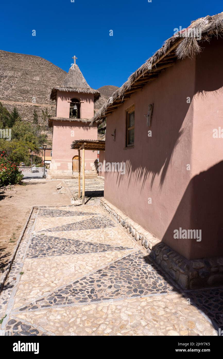 Der Glockenturm der Kirche des Heiligen Franziskus von Assisi in ...