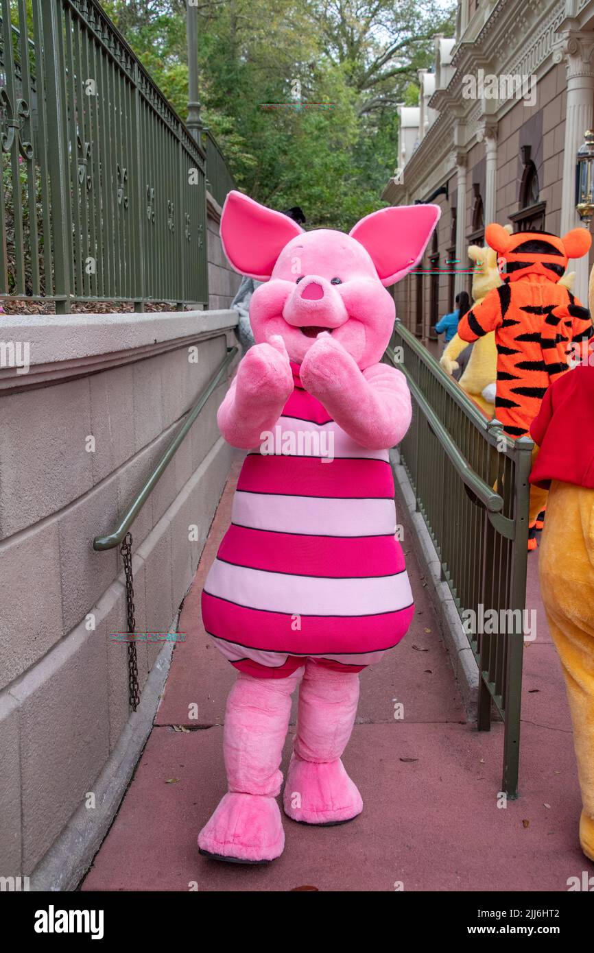 Winnie puuh ferkel -Fotos und -Bildmaterial in hoher Auflösung – Alamy