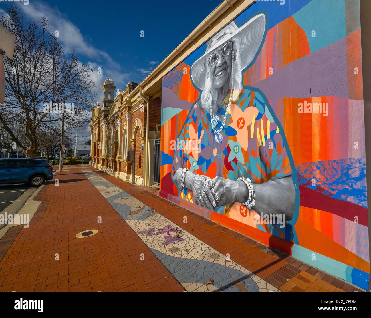 Frau Elizabeth Connors ist das Thema des Gesichts von Inverell von ...