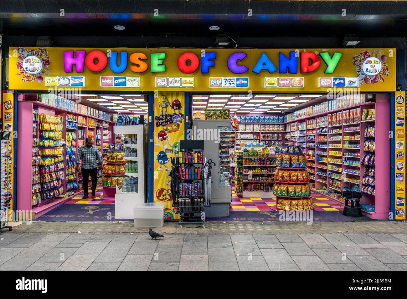 Sweet shop in london england -Fotos und -Bildmaterial in hoher ...