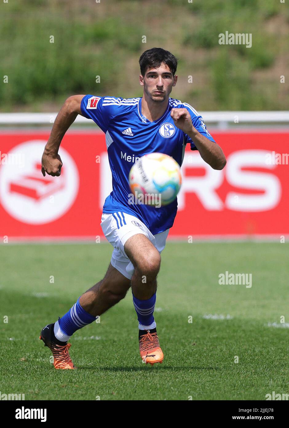 Leo greiml fc schalke 04 -Fotos und -Bildmaterial in hoher Auflösung ...