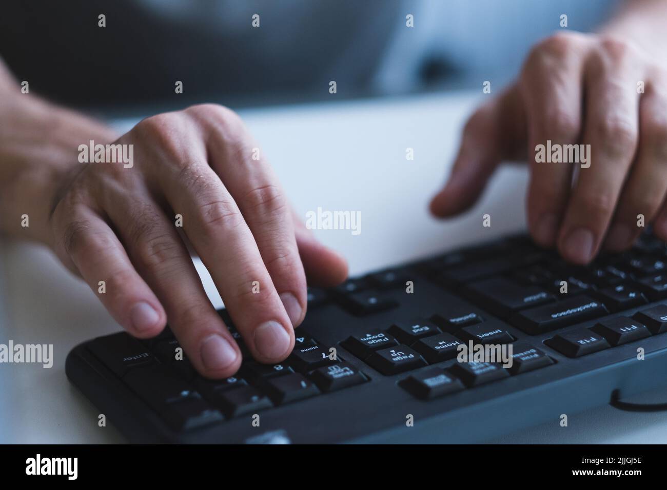 Software programmer -Fotos und -Bildmaterial in hoher Auflösung – Alamy