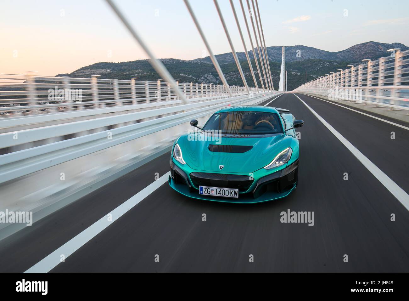 Rimac Nevera ein vollelektrischer Sportwagen, der vom Chief Program ...