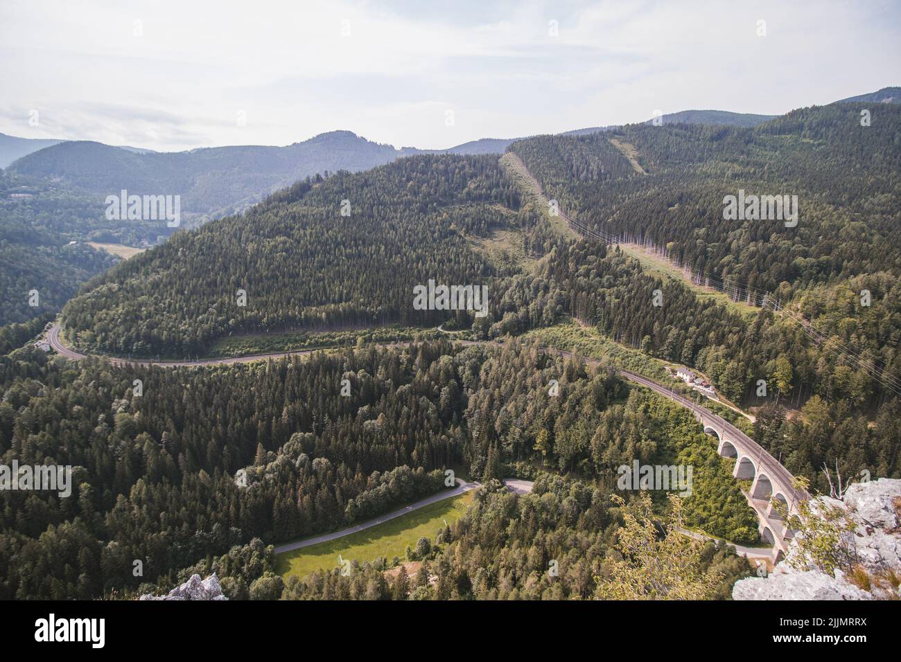 Semmering railway und die polleroswand -Fotos und -Bildmaterial in ...