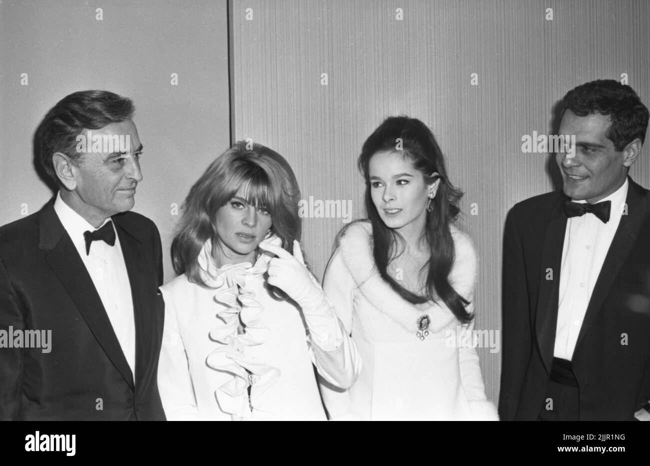 David Lean, Julie Christie mit Geraldine Chaplin und Omar Sharif bei ...