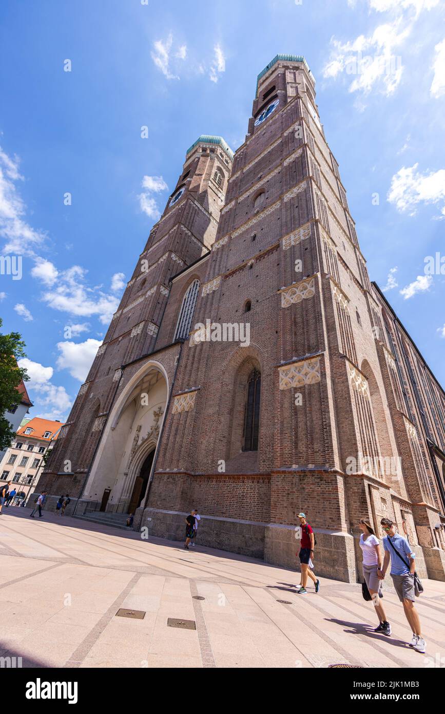 Church liebfrauenkirche -Fotos und -Bildmaterial in hoher Auflösung – Alamy