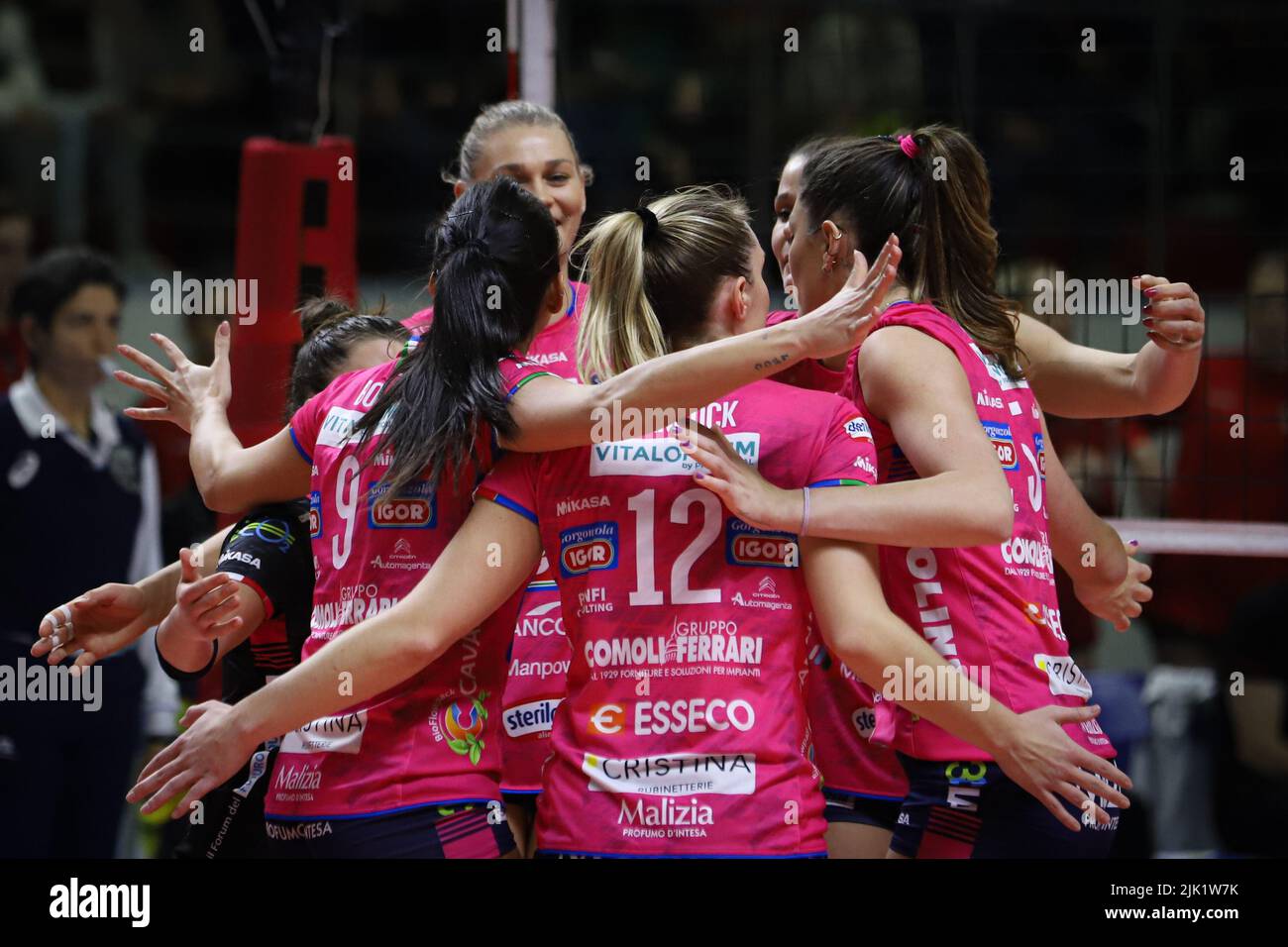 ISTANBUL, TÜRKEI - 02. FEBRUAR 2022: Igor Gorgonzola Novara-Spieler ...