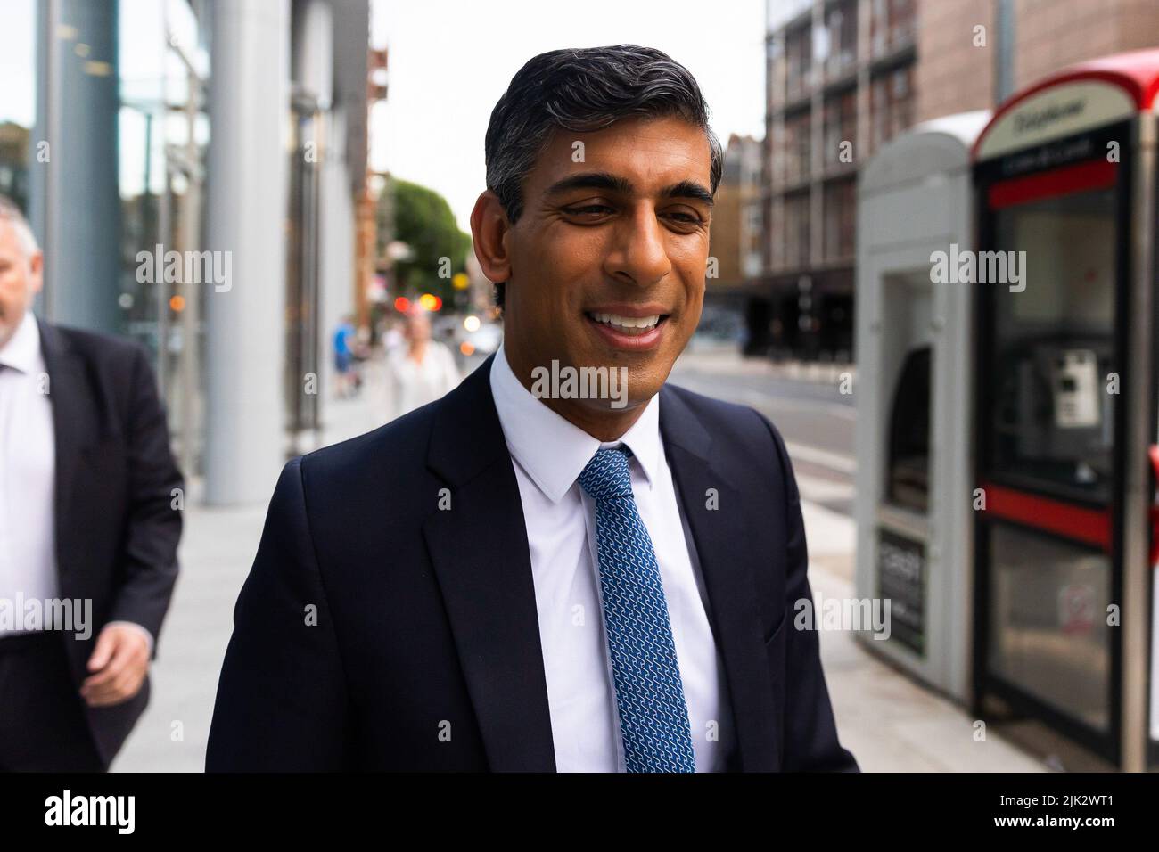 Der ehemalige Kanzler und konservative Anwärter Rishi Sunak wird nach ...