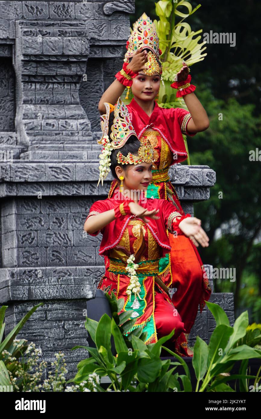 Tari candra laksita -Fotos und -Bildmaterial in hoher Auflösung – Alamy