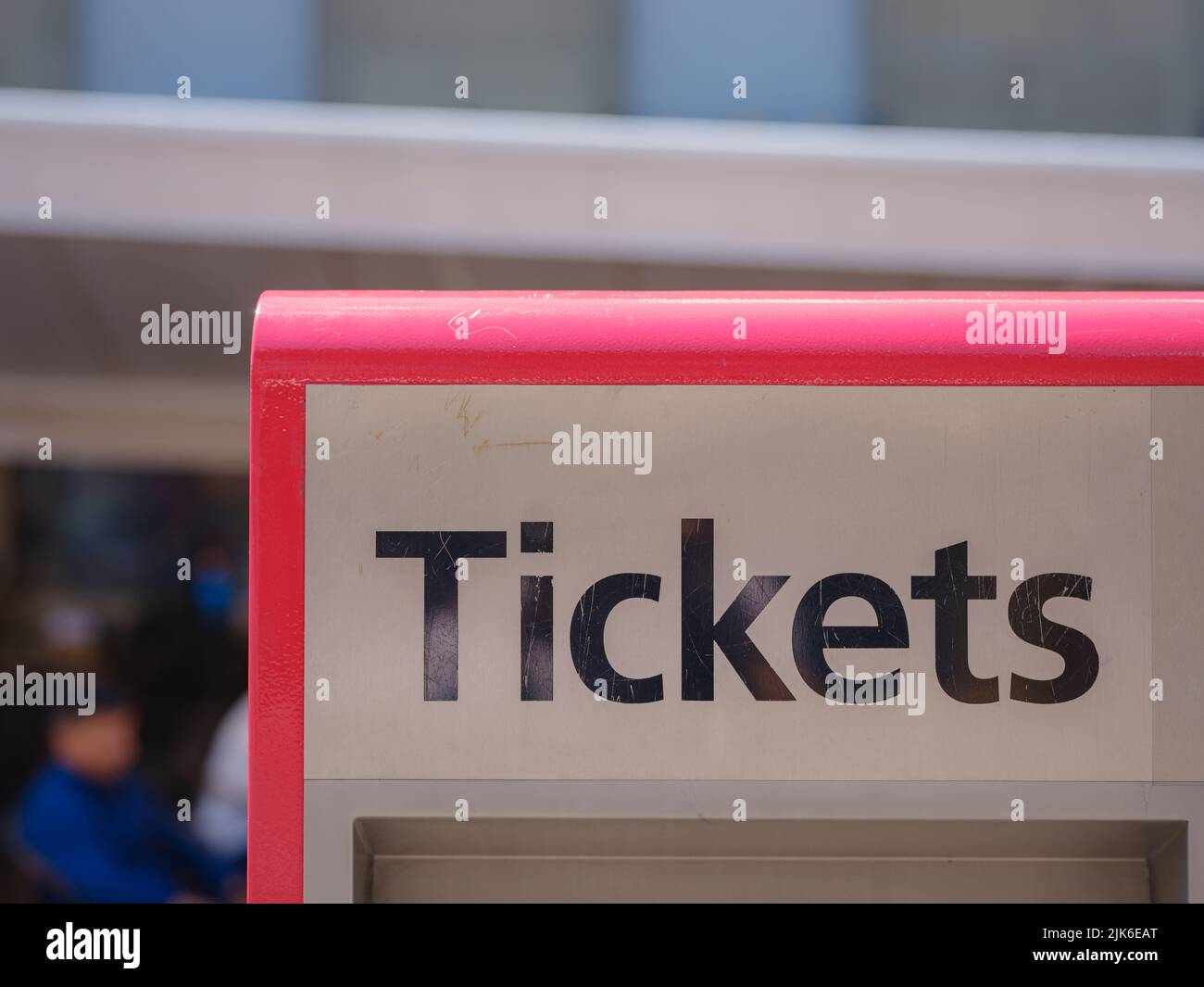 Straßenbahn-Ticketautomat in Basel Stockfotografie - Alamy