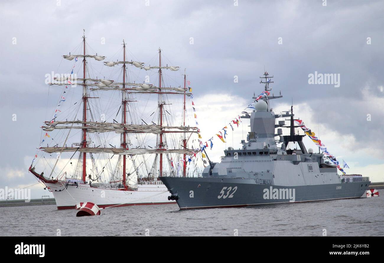 St. Petersburgh, Russland. 31.. Juli 2022. Die Korvette Boikiy der ...