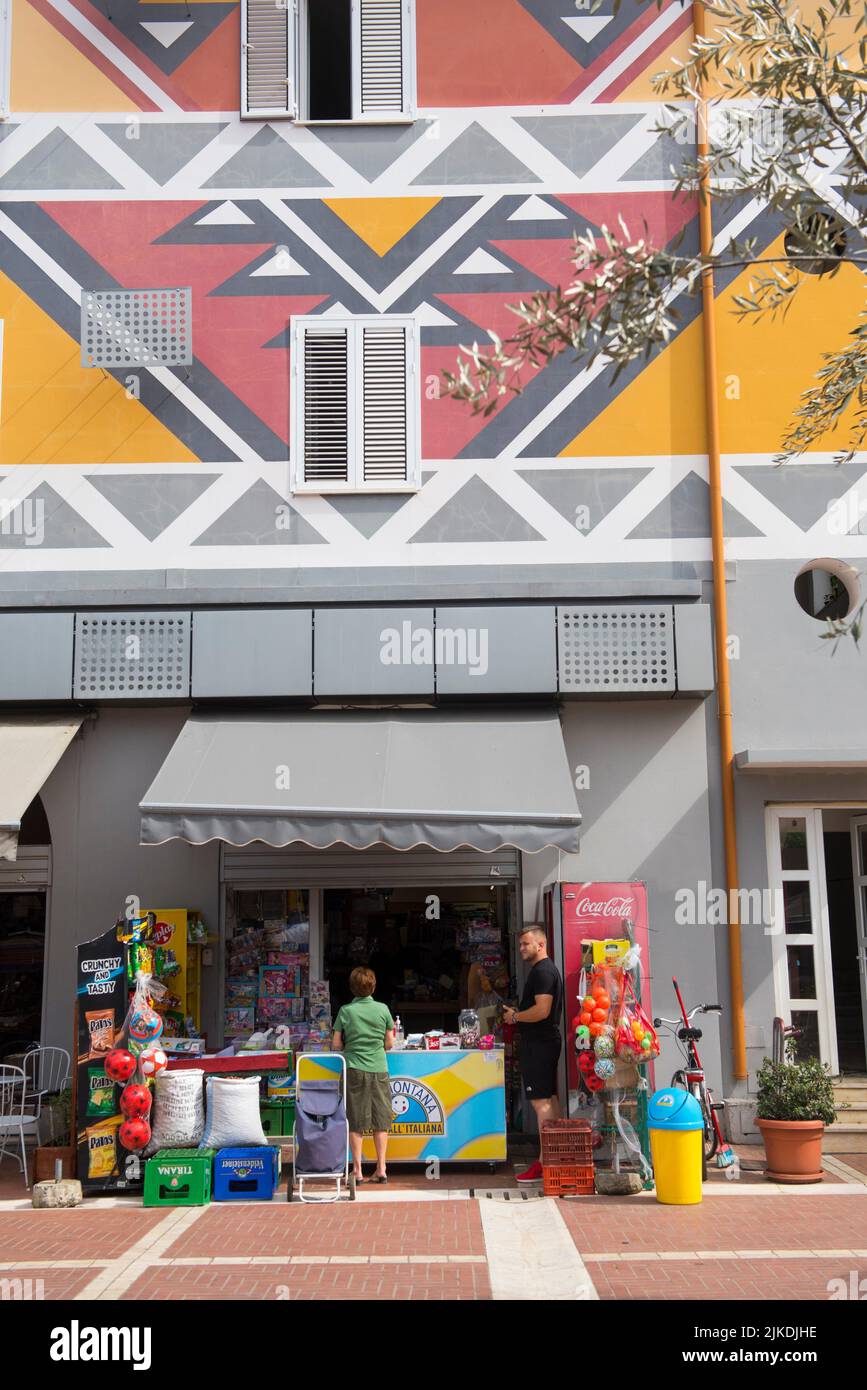 Sheshi avni rustemi -Fotos und -Bildmaterial in hoher Auflösung – Alamy