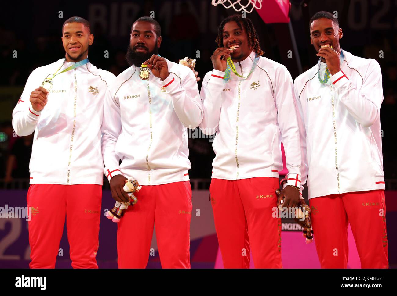 Die Engländer Myles Edward Sinclair Hesson, Orlan Jackman Jaydon Kayne ...