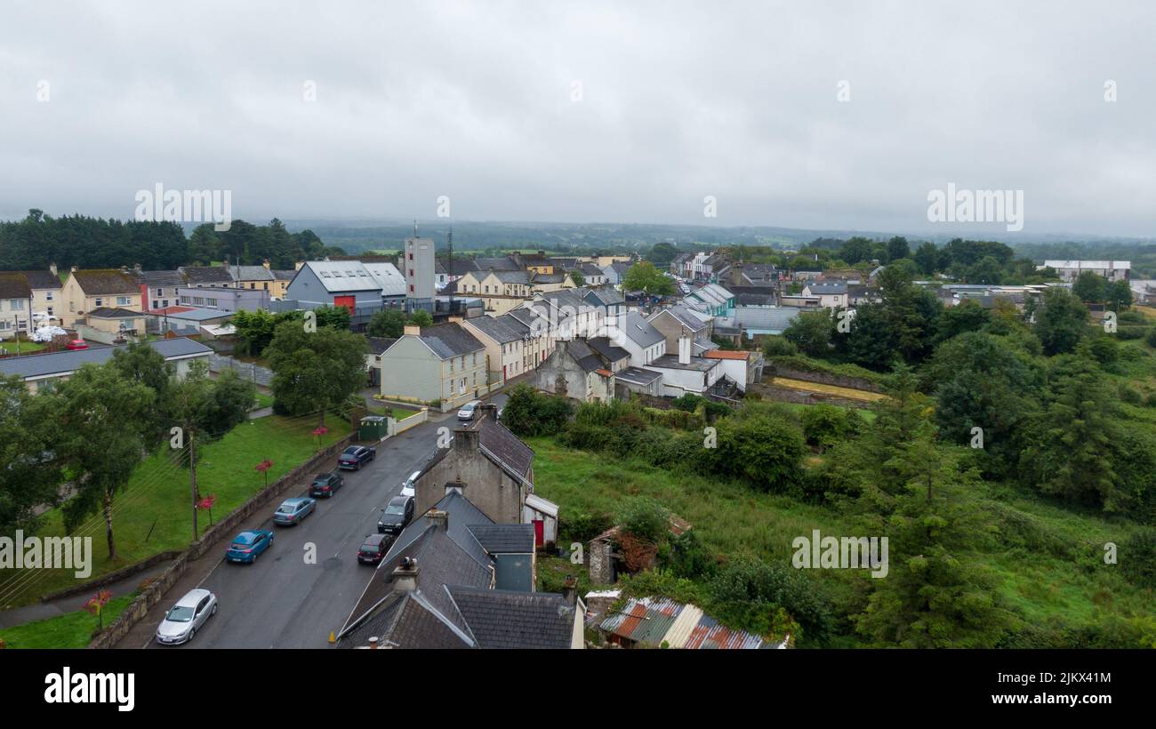 Scriff, Irland - 30. Juli 2022; kleine Stadt als Standort für Waterways ...