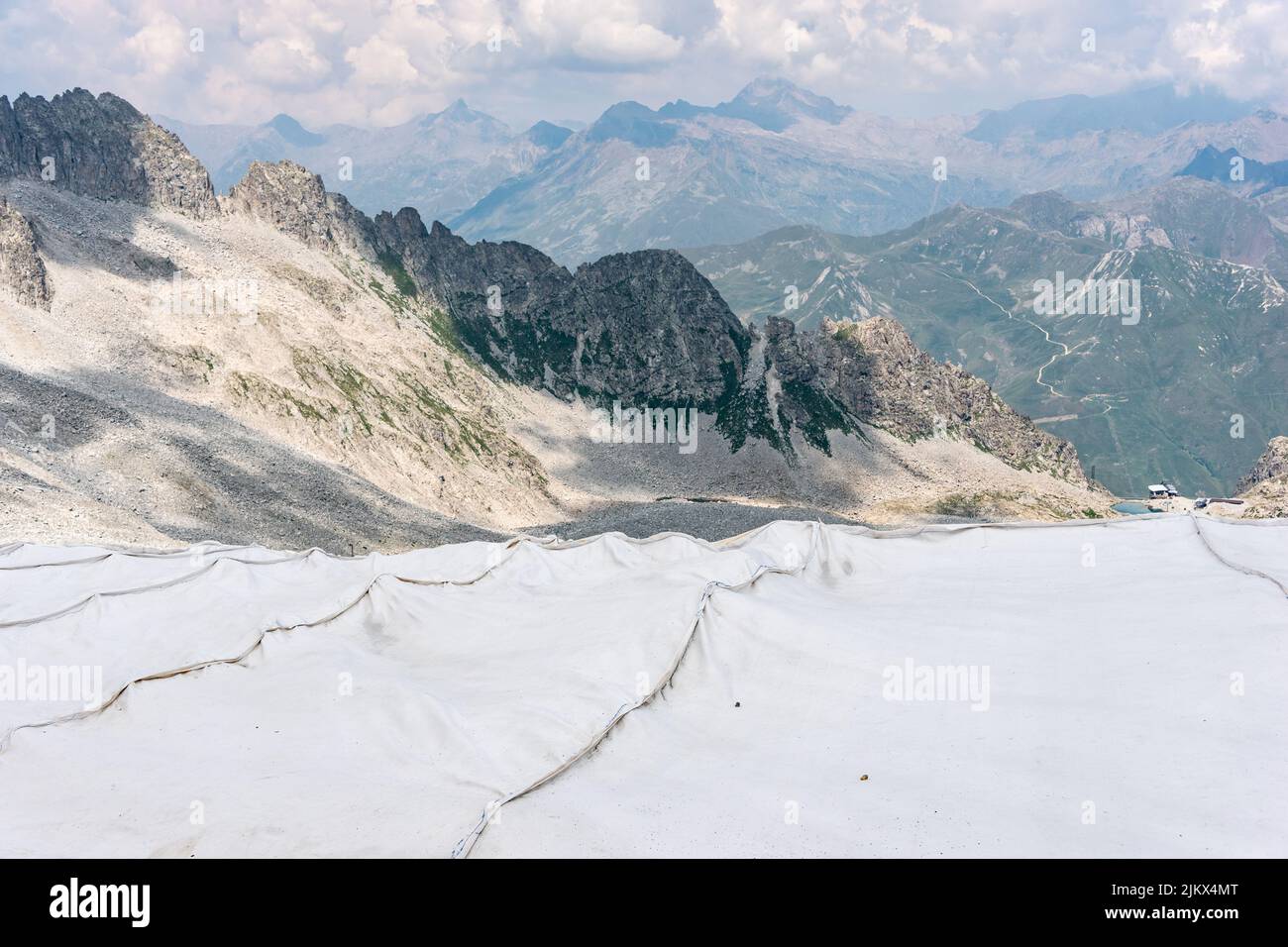 Abdeckplane gletscher -Fotos und -Bildmaterial in hoher Auflösung – Alamy