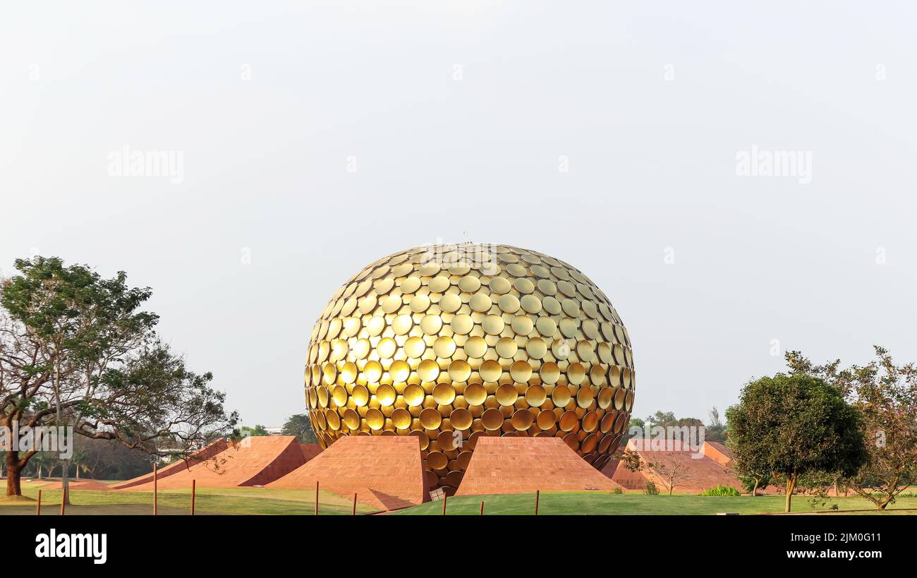 Matri mandir -Fotos und -Bildmaterial in hoher Auflösung – Alamy