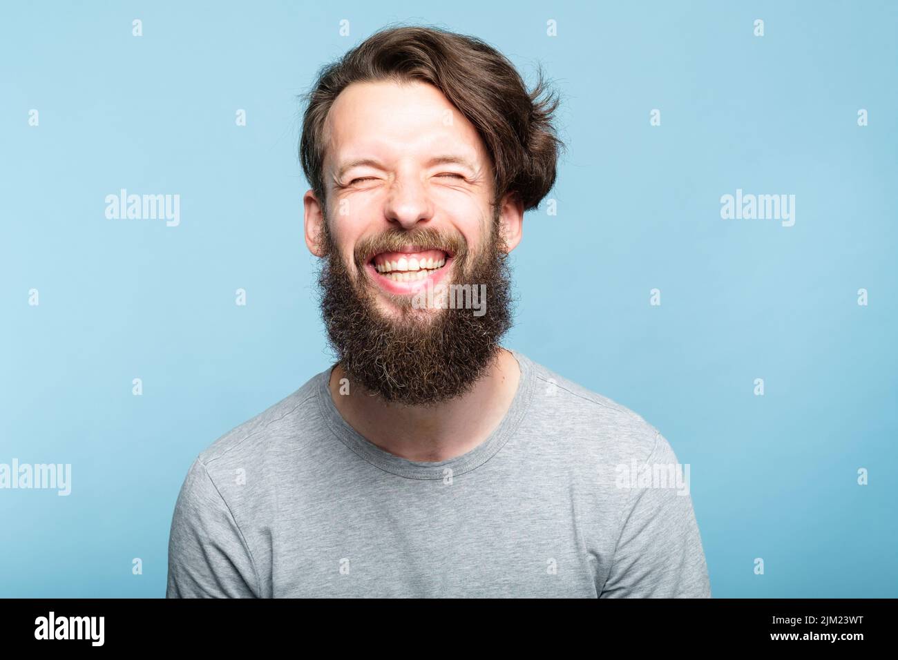 Lachen reaktion -Fotos und -Bildmaterial in hoher Auflösung – Alamy
