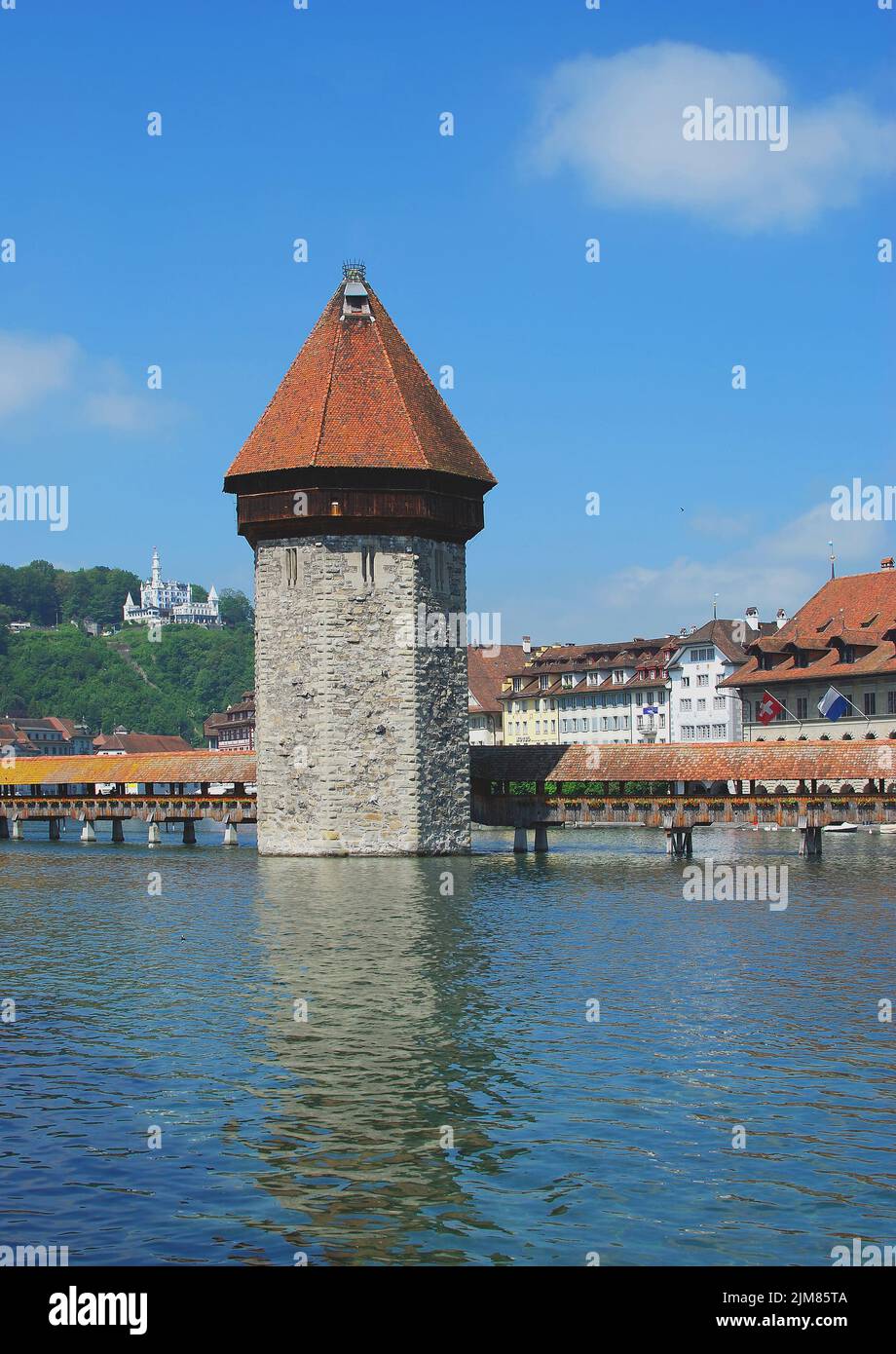 Chapel bridge kapellbrücke in lucerne -Fotos und -Bildmaterial in hoher ...