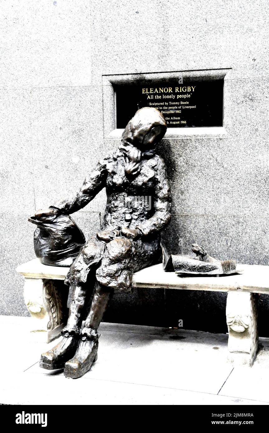 Eleanor rigby beatles -Fotos und -Bildmaterial in hoher Auflösung – Alamy