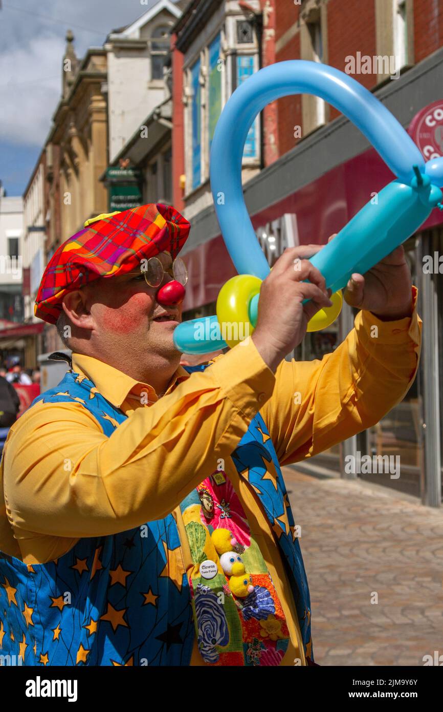 Vielzahl von farbformen -Fotos und -Bildmaterial in hoher Auflösung – Alamy