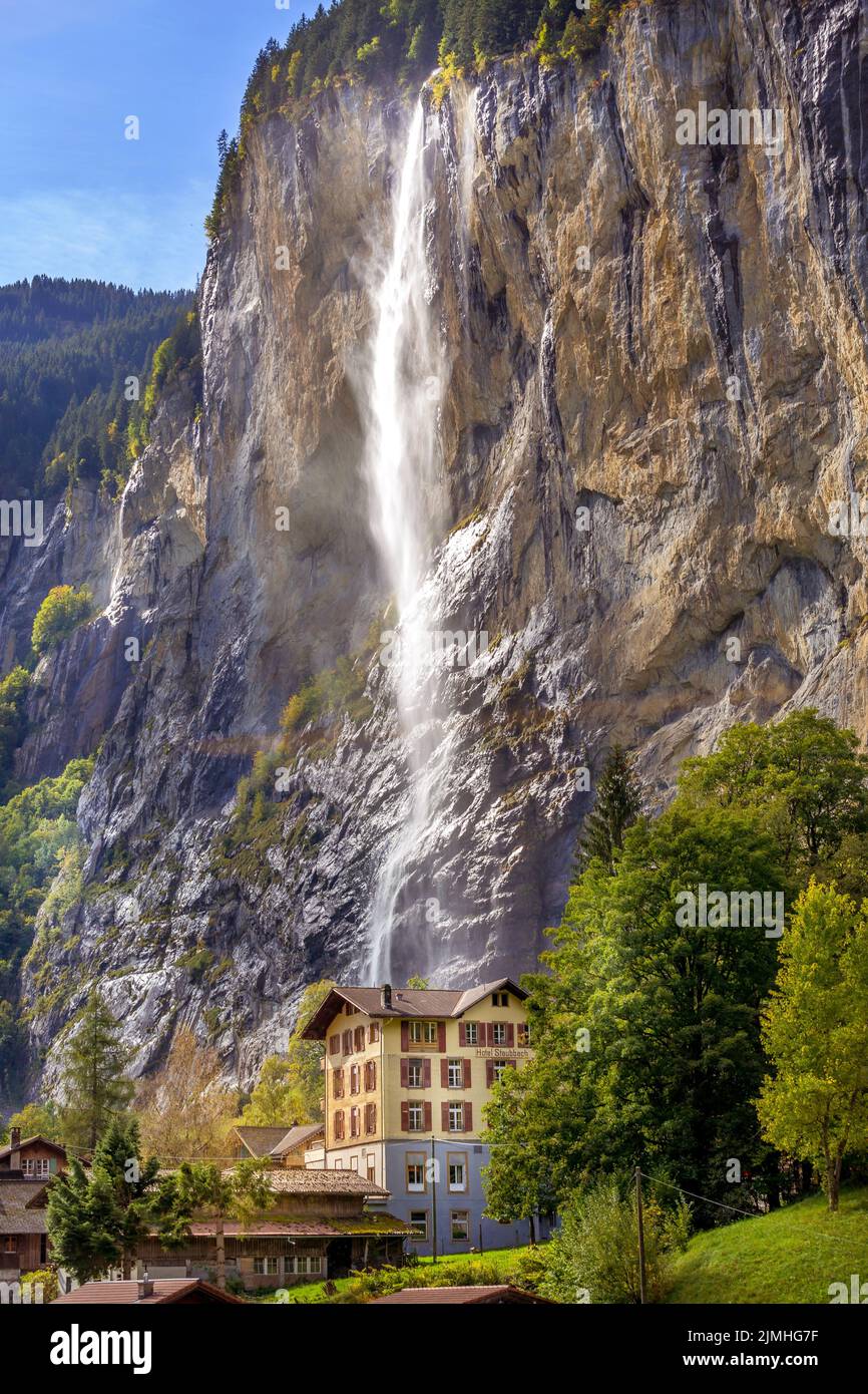 Traditional hotel chalet grindelwald -Fotos und -Bildmaterial in hoher Auflösung – Alamy