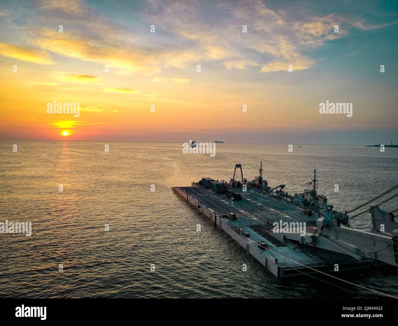 Amphibious construction battalion 1 -Fotos und -Bildmaterial in hoher ...