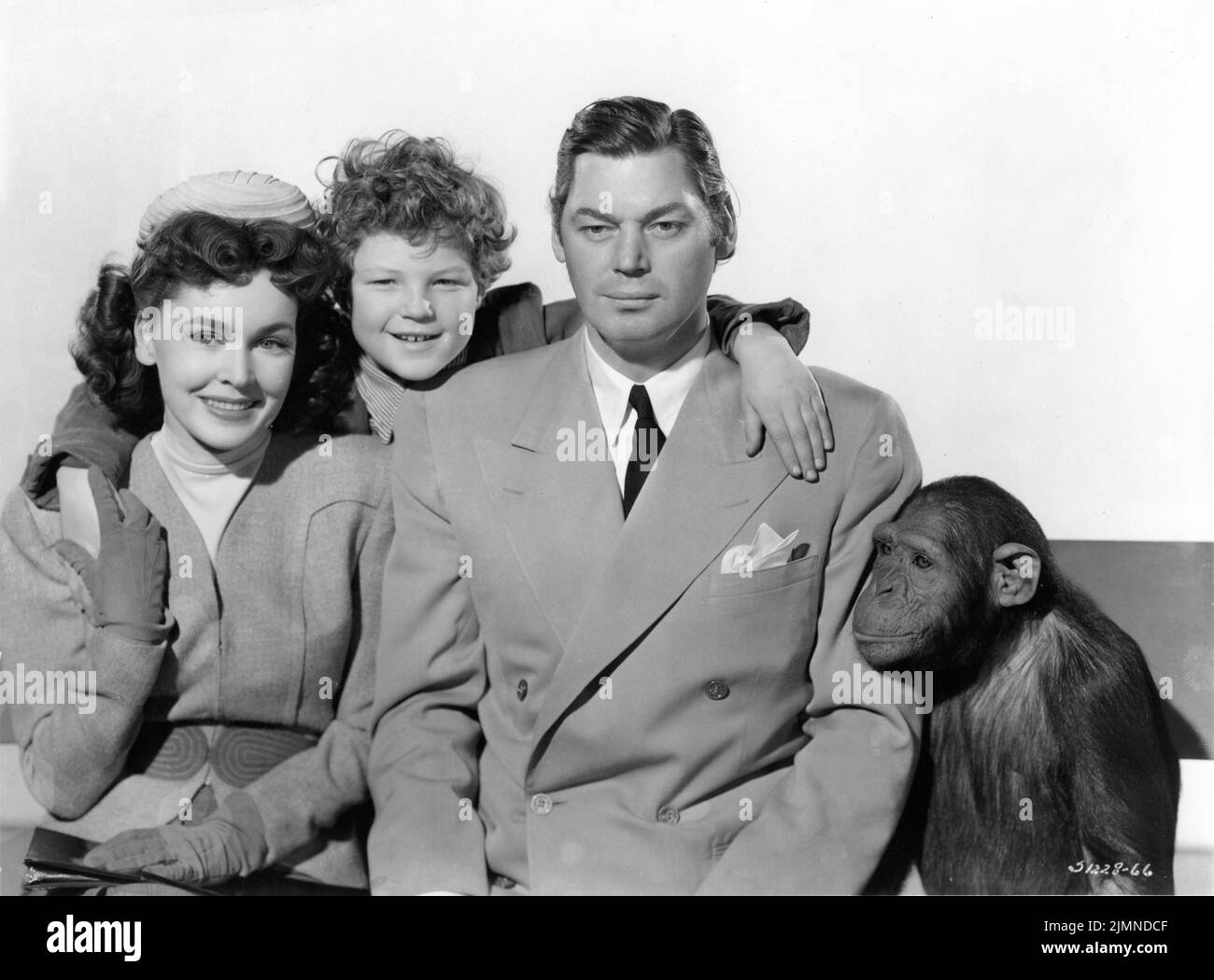 MAUREEN O'SULLIVAN JOHNNY SHEFFIELD JOHNNY WEISSMULLER und CHEETAH ...