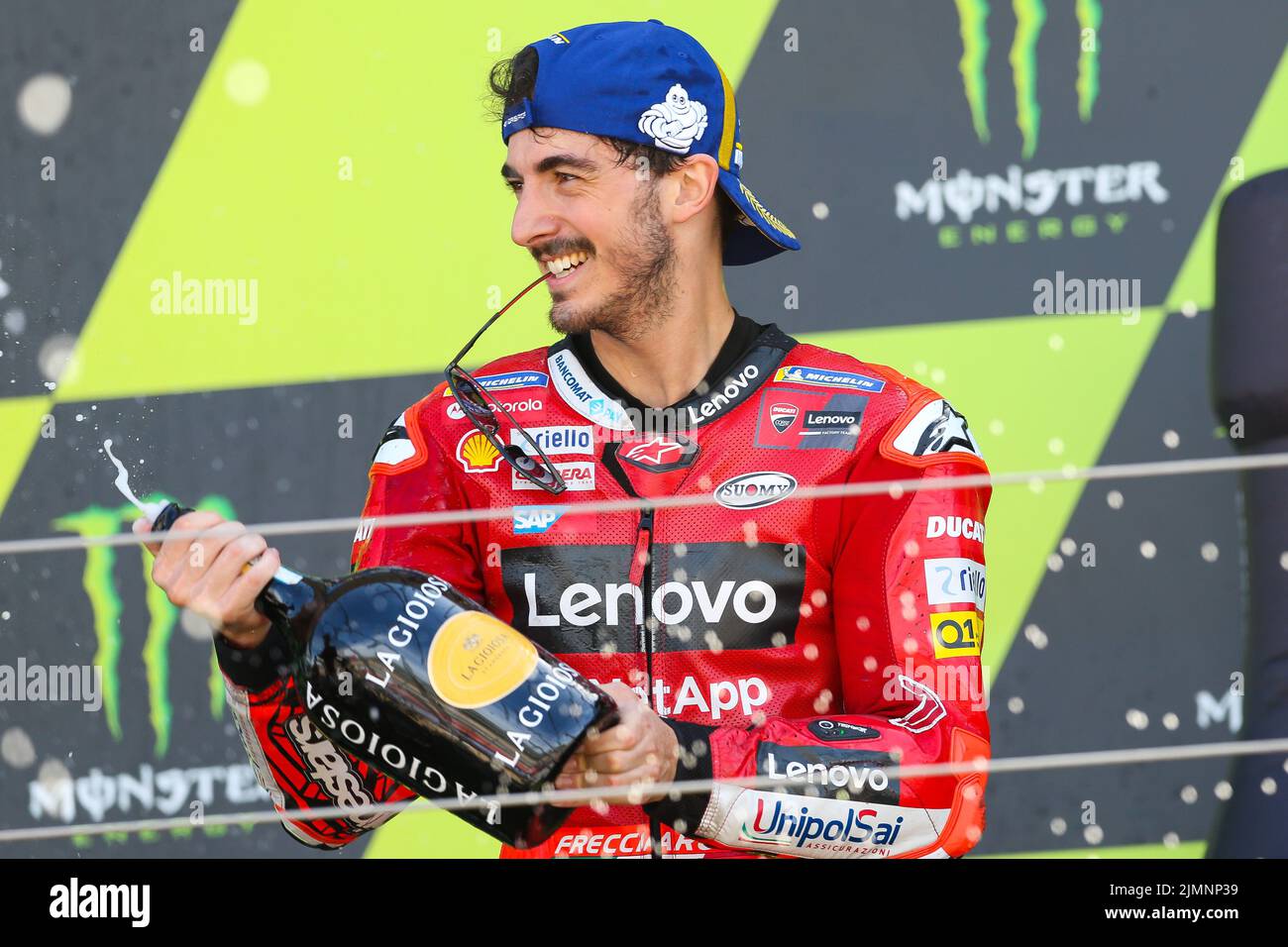 Francesco Bagnaia (Ducati Lenovo Team) feiert den Sieg nach dem MotoGP ...