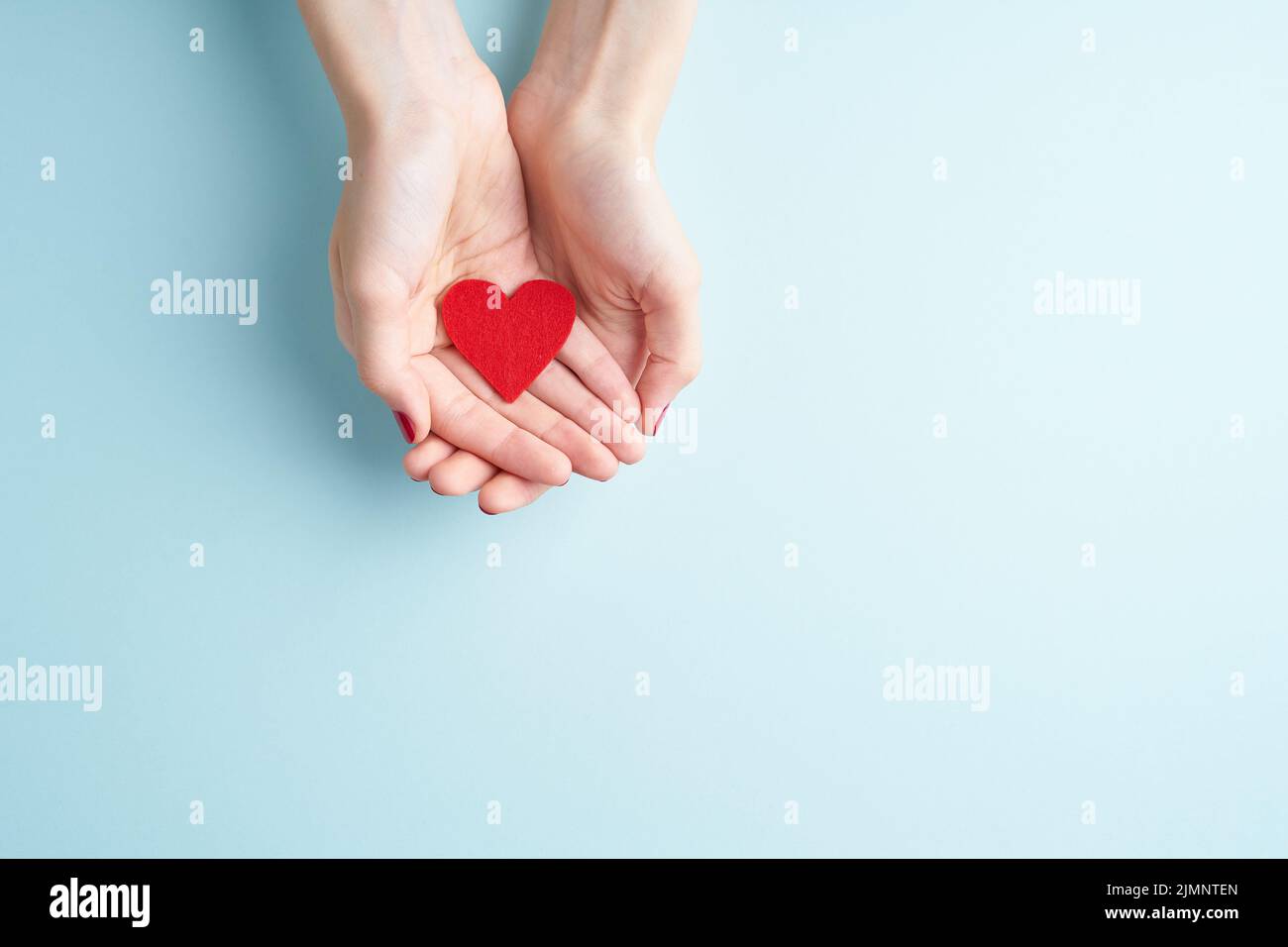 Dienstleistungen spenden -Fotos und -Bildmaterial in hoher Auflösung ...