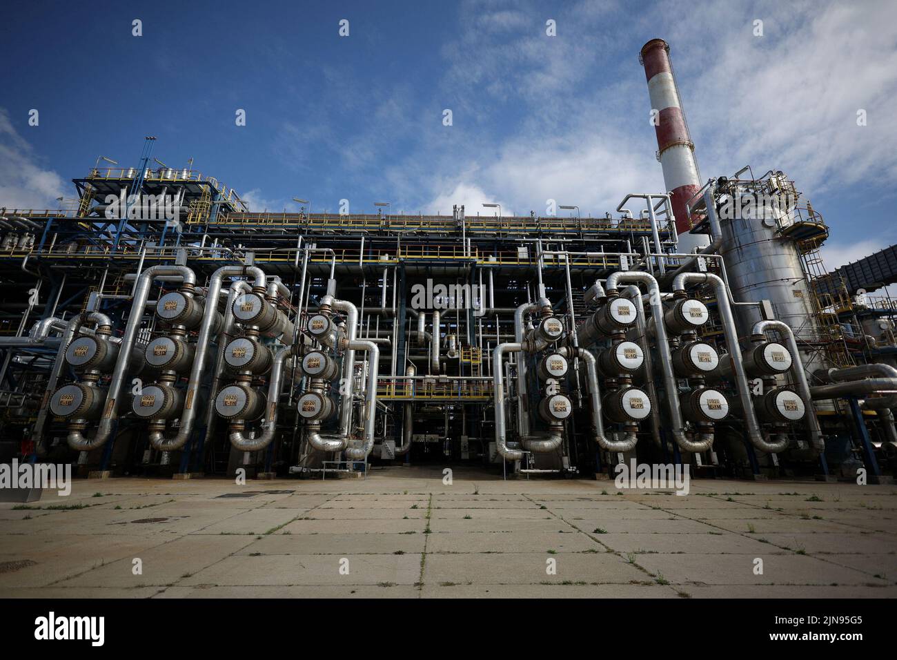 Allgemeine Ansicht einer Ölraffinerie, die Teil der 2022 von PKN Orlen ...