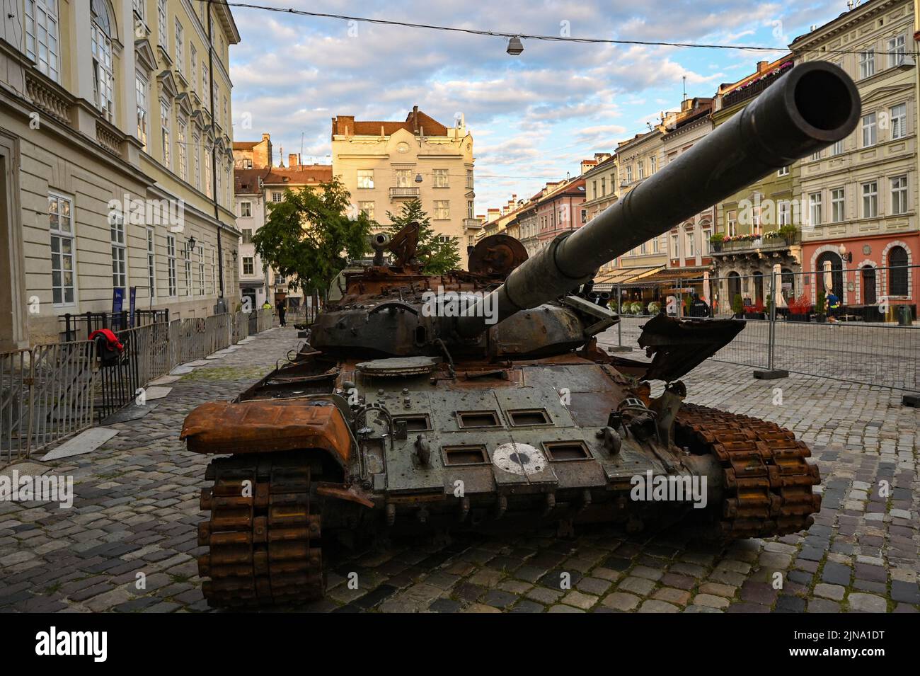 Nicht exklusiv: LWIW, UKRAINE - 10. AUGUST 2022 - Russische ...