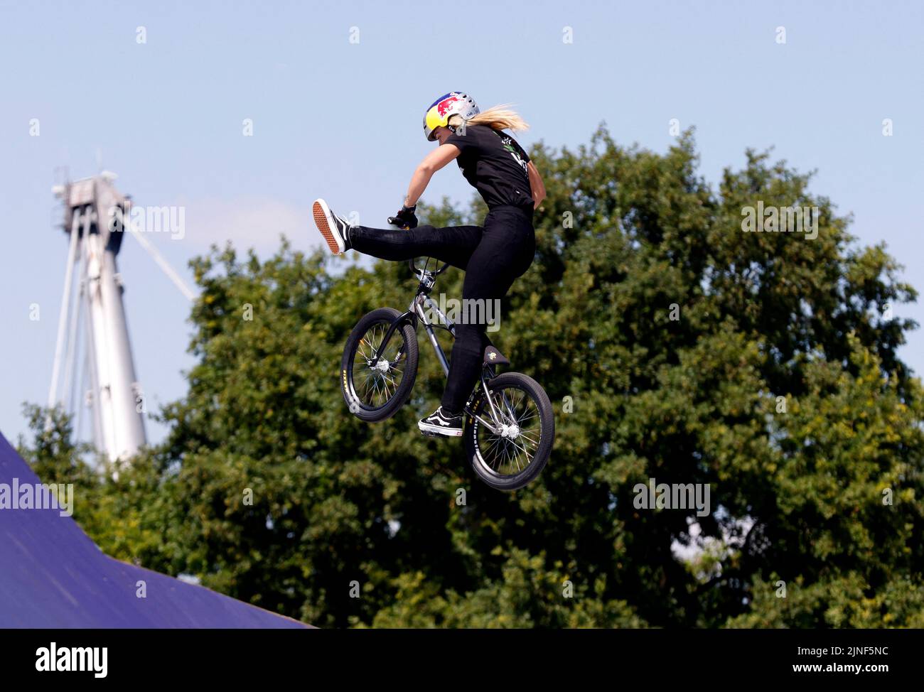 Lara lessmann deutschland -Fotos und -Bildmaterial in hoher Auflösung ...
