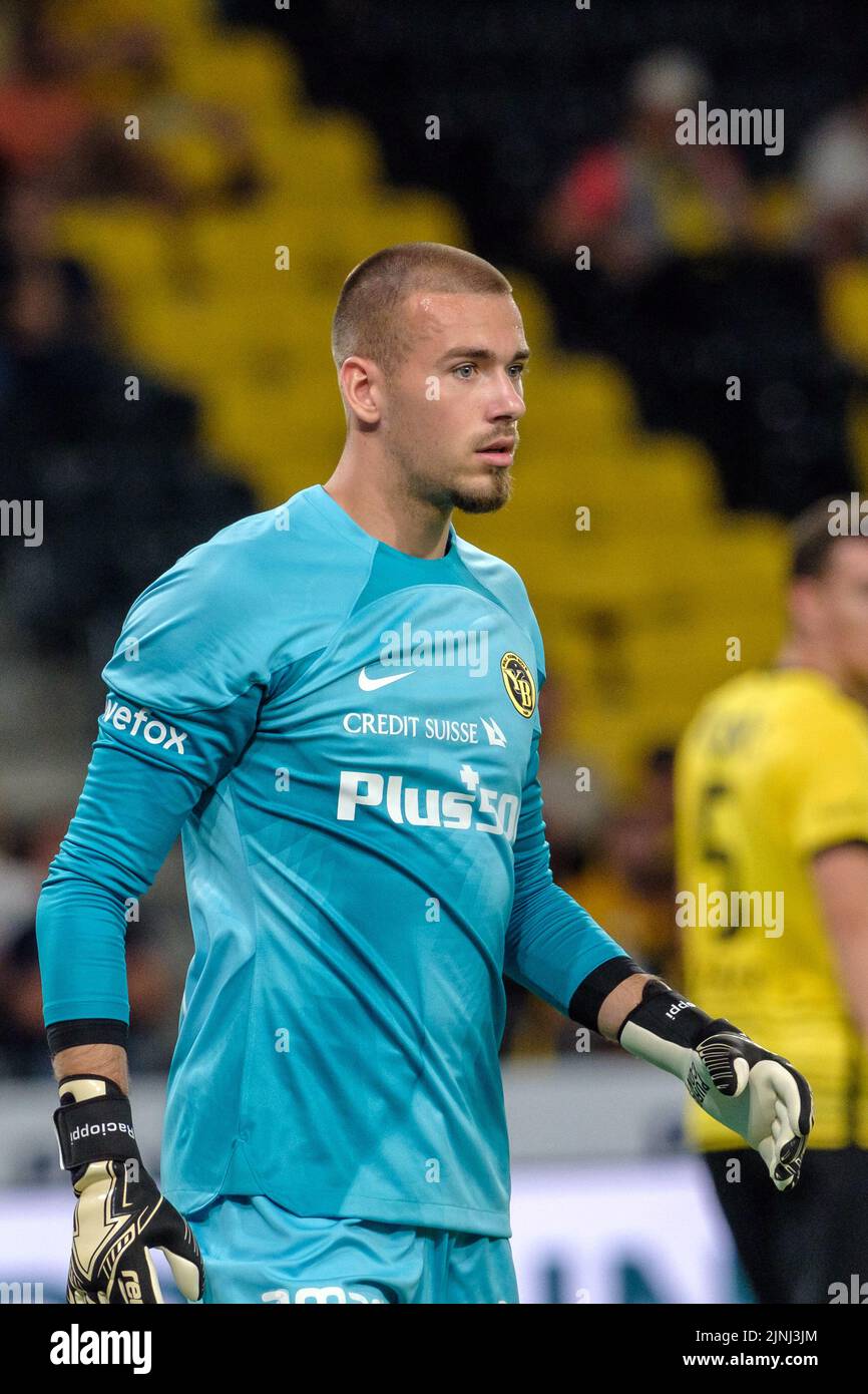 Bern, Schweiz. 11. August 2022. Torwart Anthony Racioppi (1) von Young ...