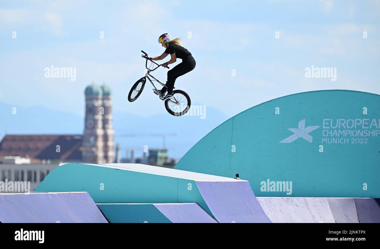 Lara marie lessmann bmx -Fotos und -Bildmaterial in hoher Auflösung – Alamy
