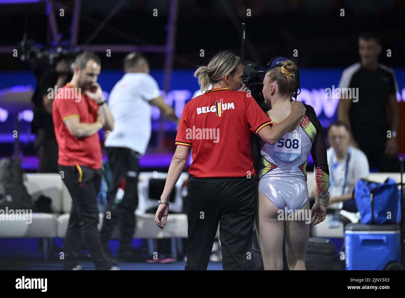 Die belgische Gymnastiktrainerin Marjorie Heuls und die belgische ...