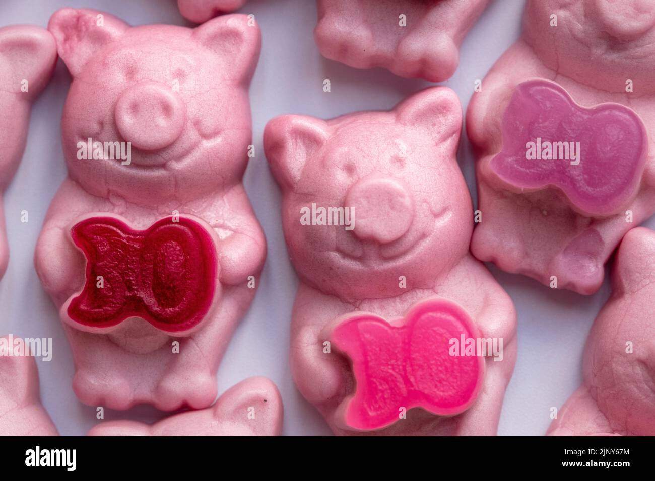 Percy pig marks und spencer -Fotos und -Bildmaterial in hoher Auflösung ...