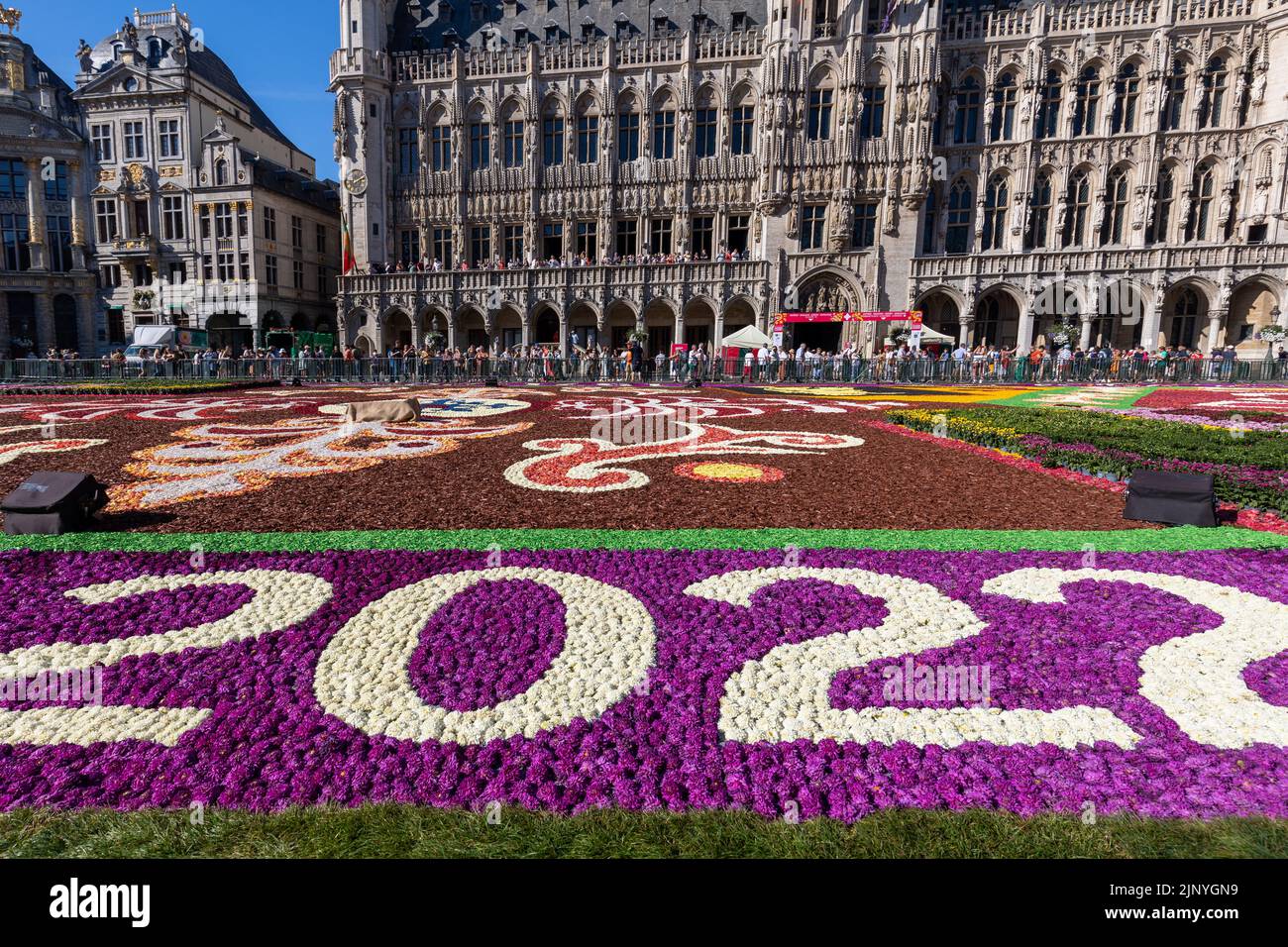 Blumenteppich 2022 Ausgabe auf dem Grand-Place von Brüssel, Belgien ...