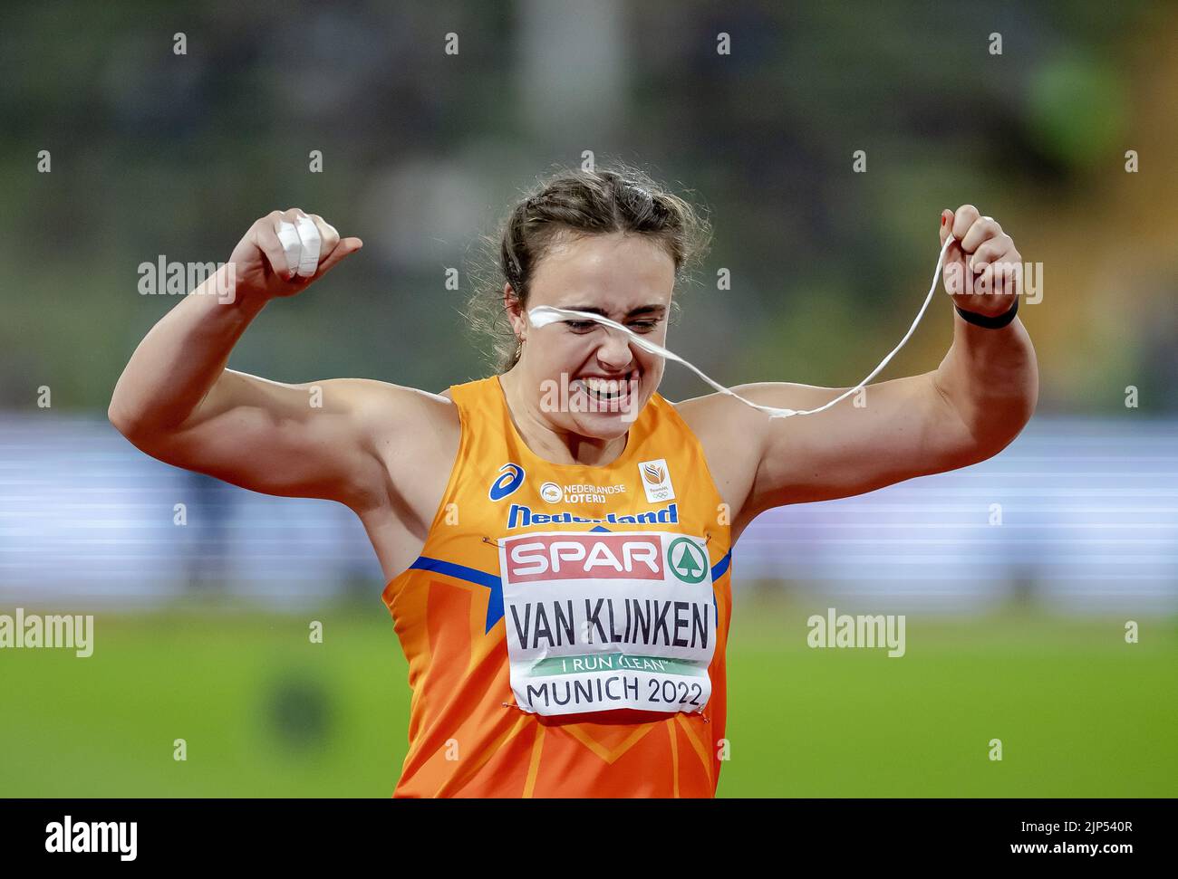 MÜNCHEN - Jorinde van Klinken feiert ihren dritten Platz im Finale der ...