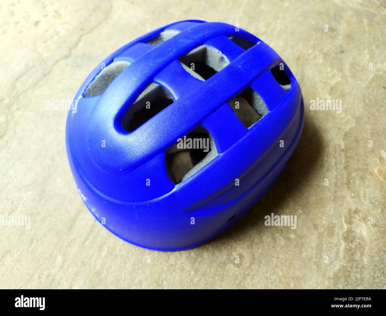 Lustig helm -Fotos und -Bildmaterial in hoher Auflösung – Alamy