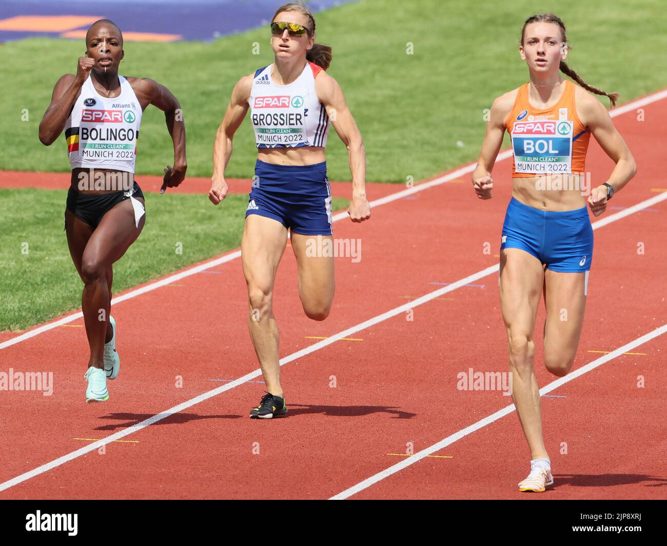 Die Belgierin Cynthia Bolingo Mbongo fährt am zweiten Tag der ...