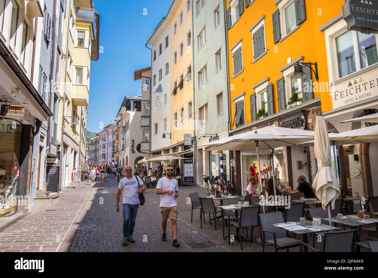 Historisches zentrum der stadt bozen -Fotos und -Bildmaterial in hoher ...