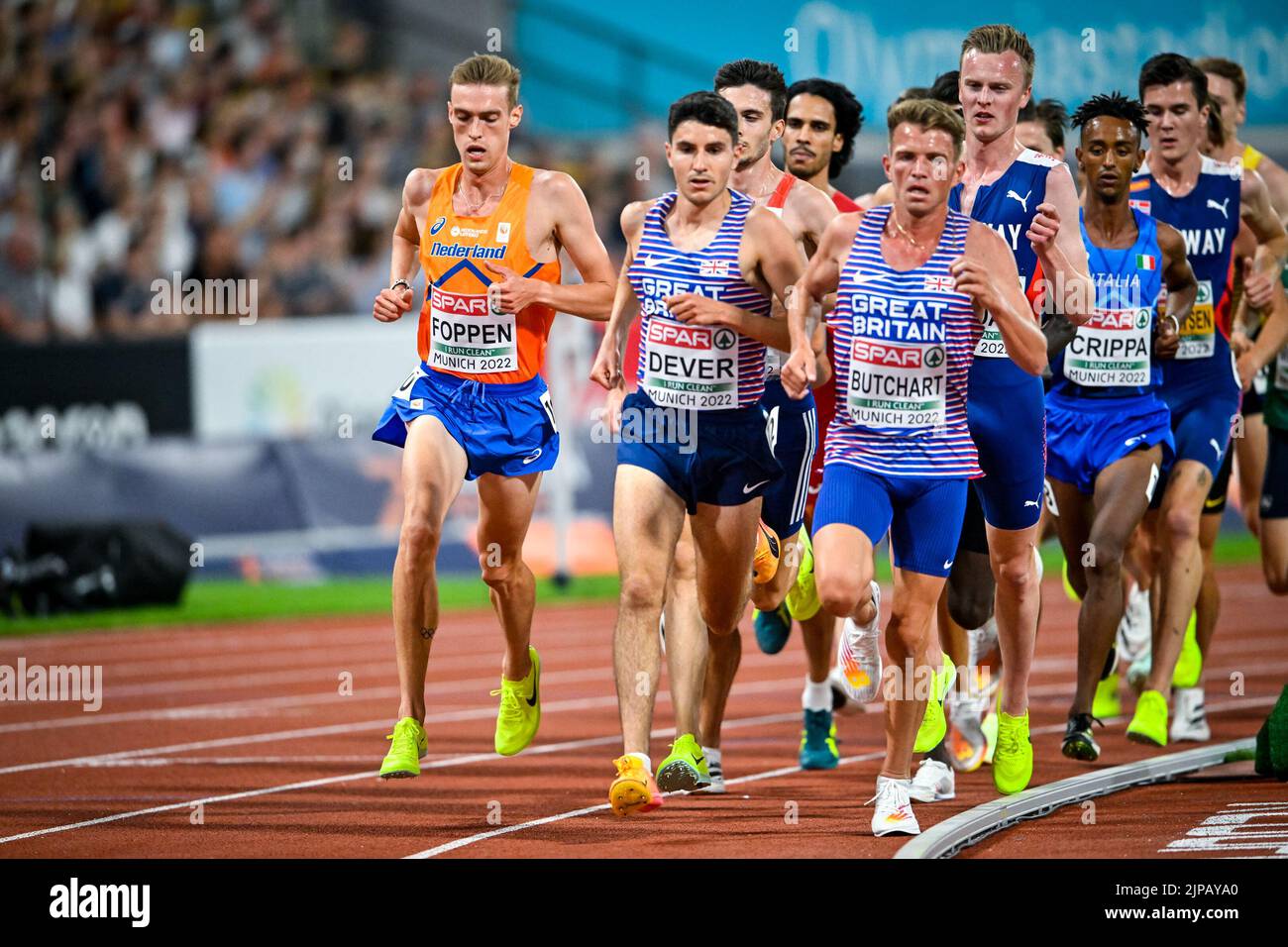 MÜNCHEN, DEUTSCHLAND - 16. AUGUST: Mike Foppen aus den Niederlanden startet am 16. August 5000m ...