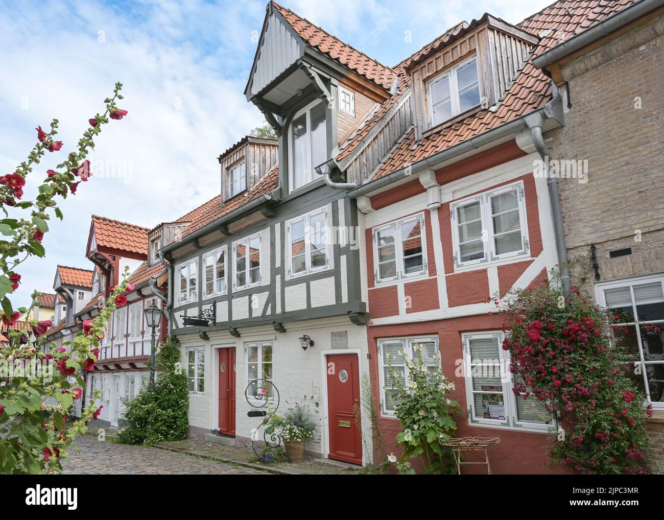 Historische Fachwerkhäuser in der Altstadt von Flensburg, Deutschland ...
