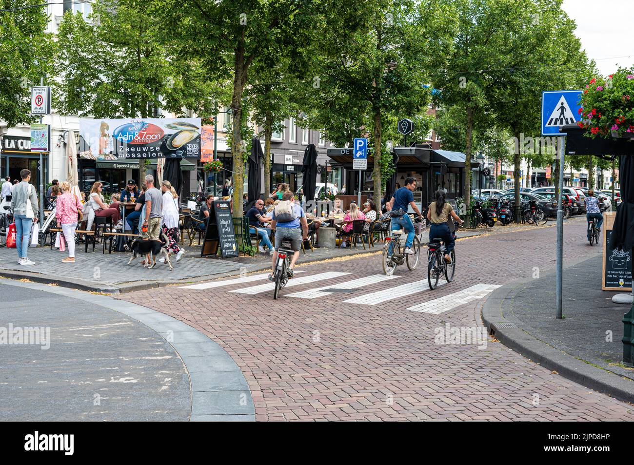 Breda, Nordbrabant, Niederlande, 08 09 2022 - Menschen in ...