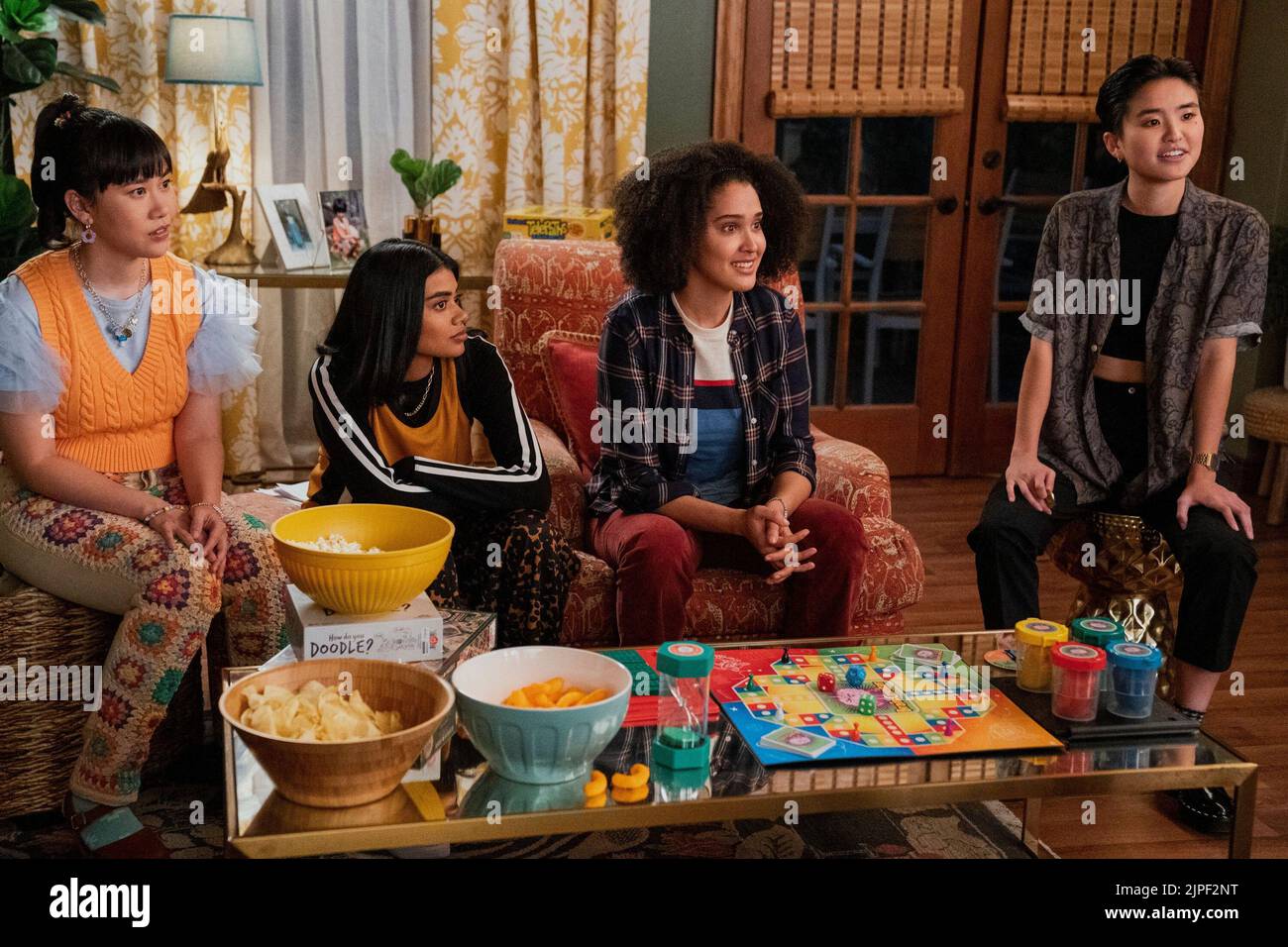 NIE HABE ich JEMALS, von links: Ramona Young, Megan Suri, Lee Rodriguez ...