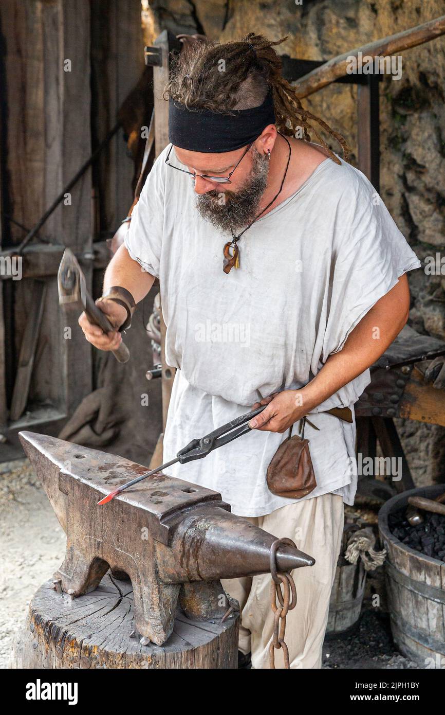 (C) Denis TRASFI / MAXPPP - à Castelnaud-La-Chapelle le 14-08-2022 ...