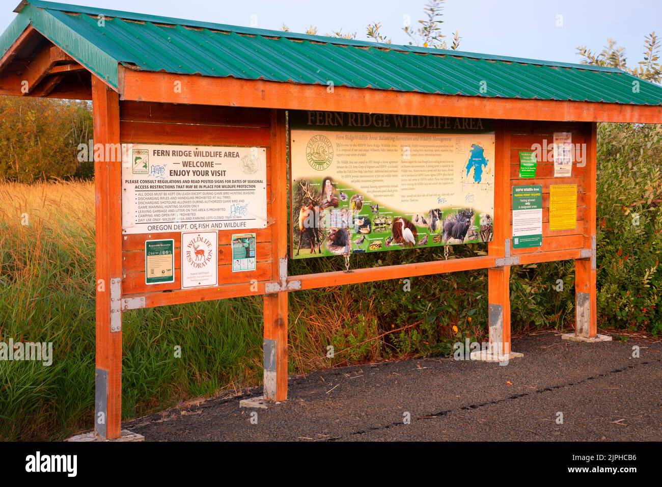 Entrance kiosk -Fotos und -Bildmaterial in hoher Auflösung – Alamy