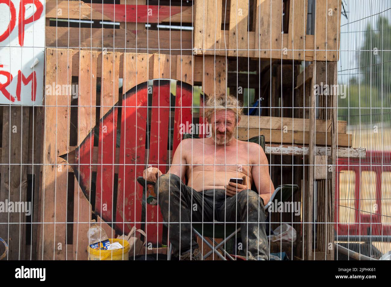 CHERTSEY, Surrey, Großbritannien. 18.. August 2022. Scott Breen, ein ...